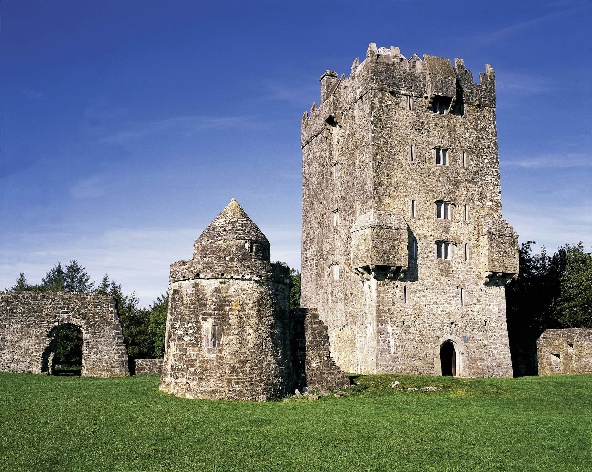 Aughnanure Castle | | Attractions - Lonely Planet