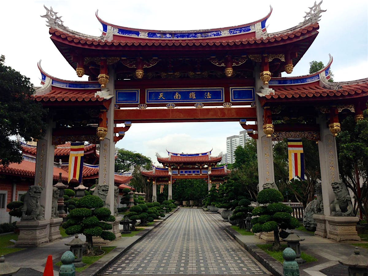 Lian Shan Shuang Lin Monastery | Singapore Attractions - Lonely Planet