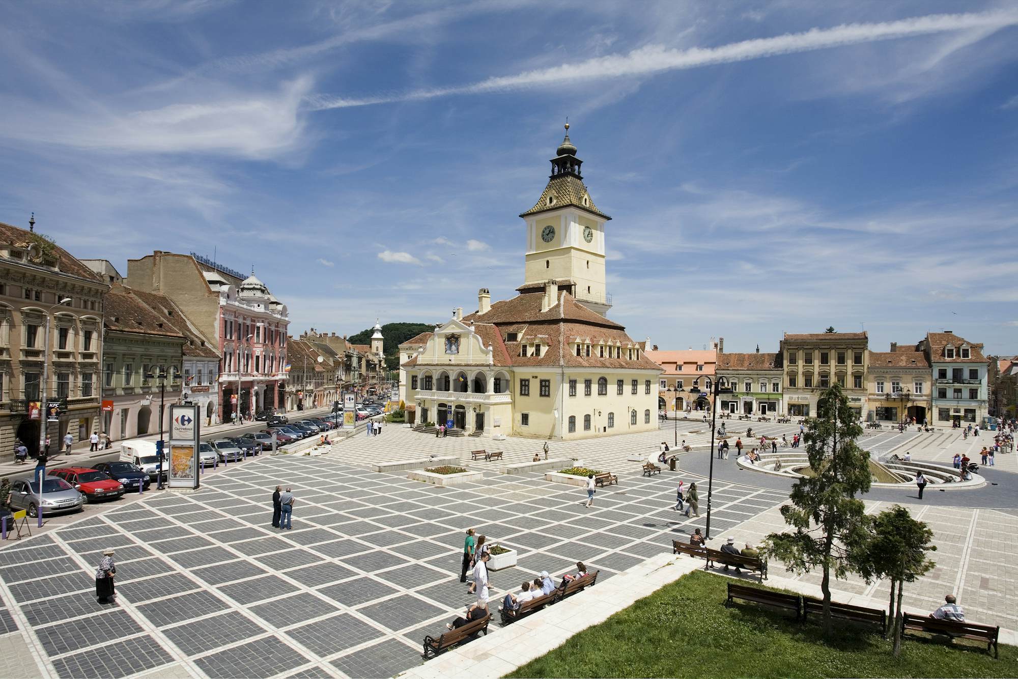 Piaţa Sfatului | , Romania | Attractions - Lonely Planet