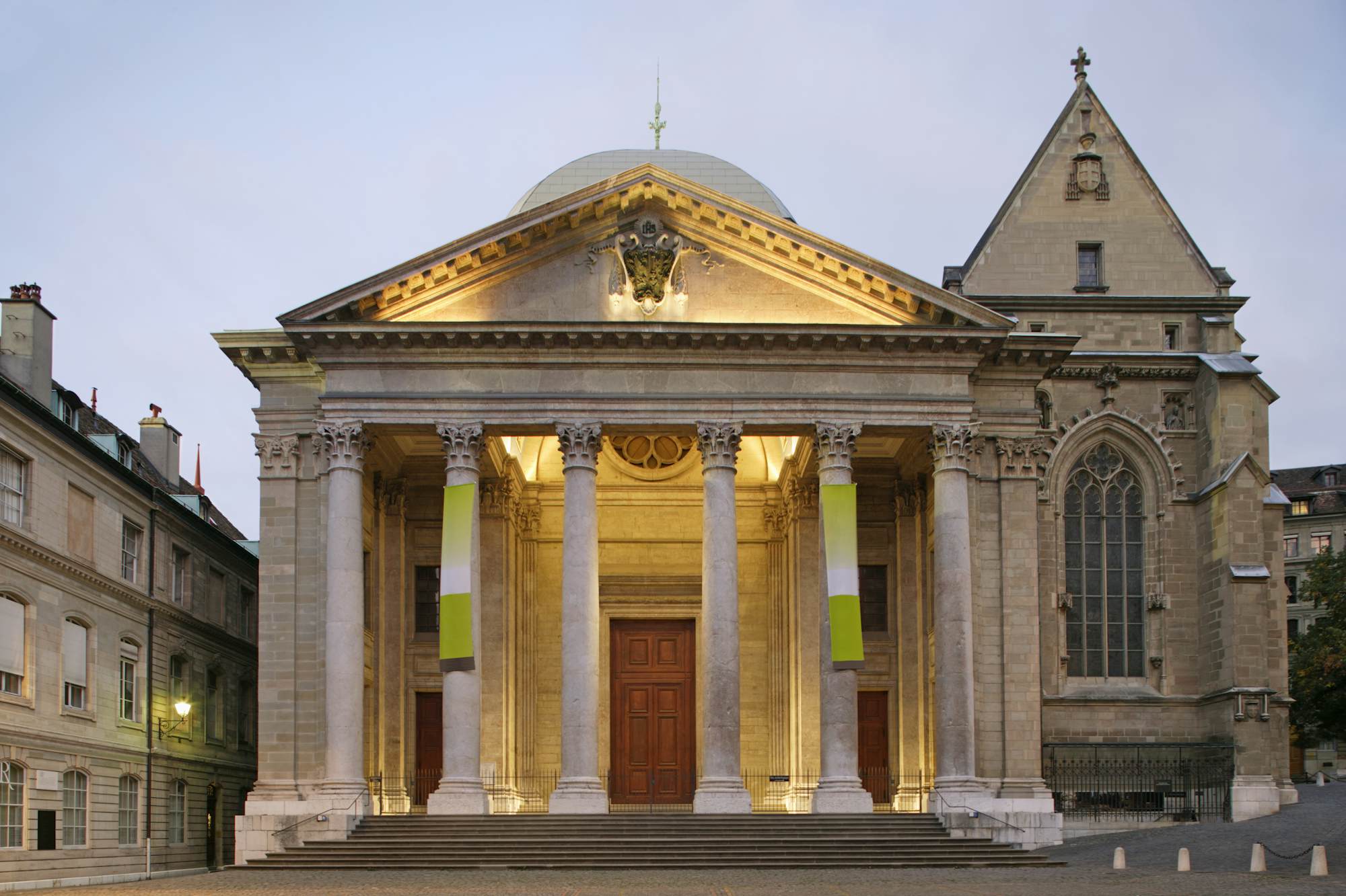 Cathédrale St-Pierre | , Switzerland | Attractions - Lonely Planet