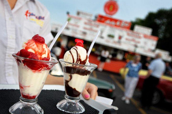Carhops are back in style at these classic US drive-in restaurants ...