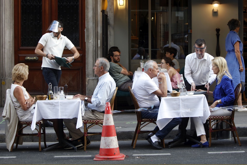 Popular London streets transformed into outdoor dining zones - Lonely ...
