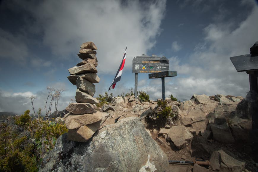 6 road trips in Costa Rica that aren't for the faint of heart - Lonely ...