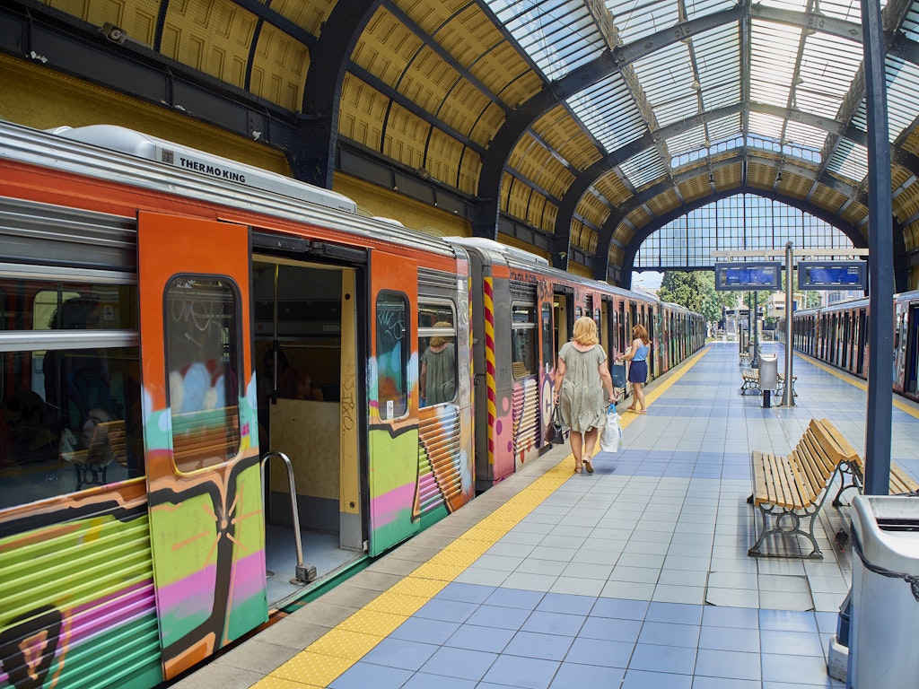 How to get around Athens - Lonely Planet