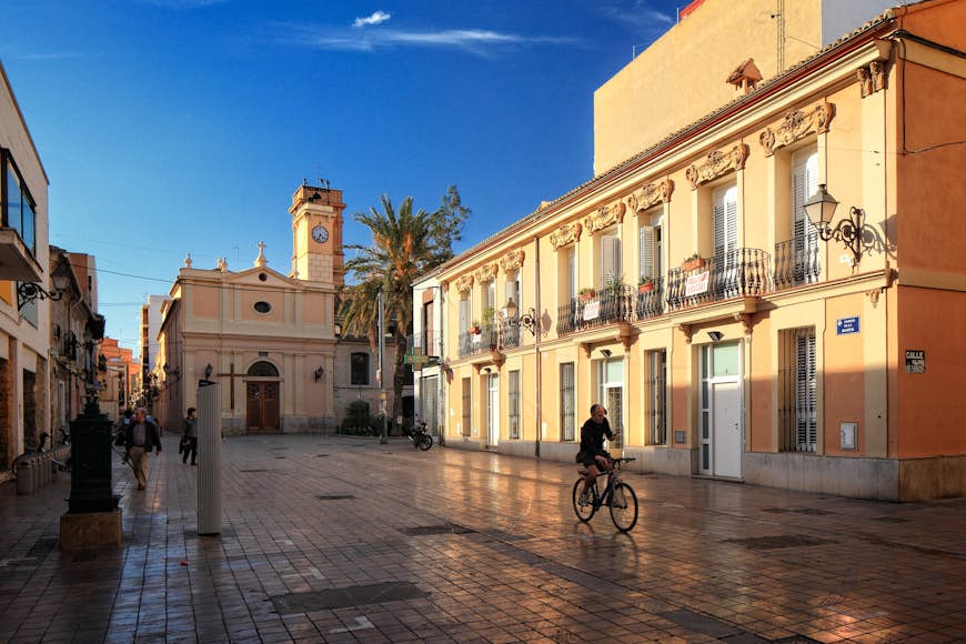 Best neighborhoods in Valencia - Lonely Planet