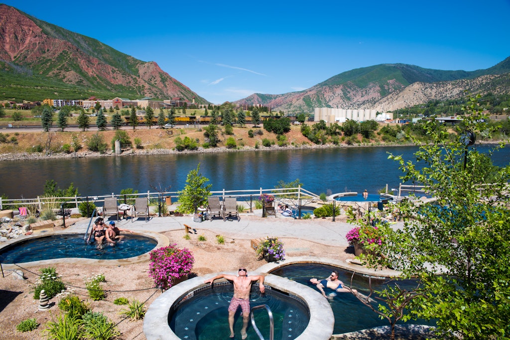 The 14 best hot springs in the Western US - Lonely Planet