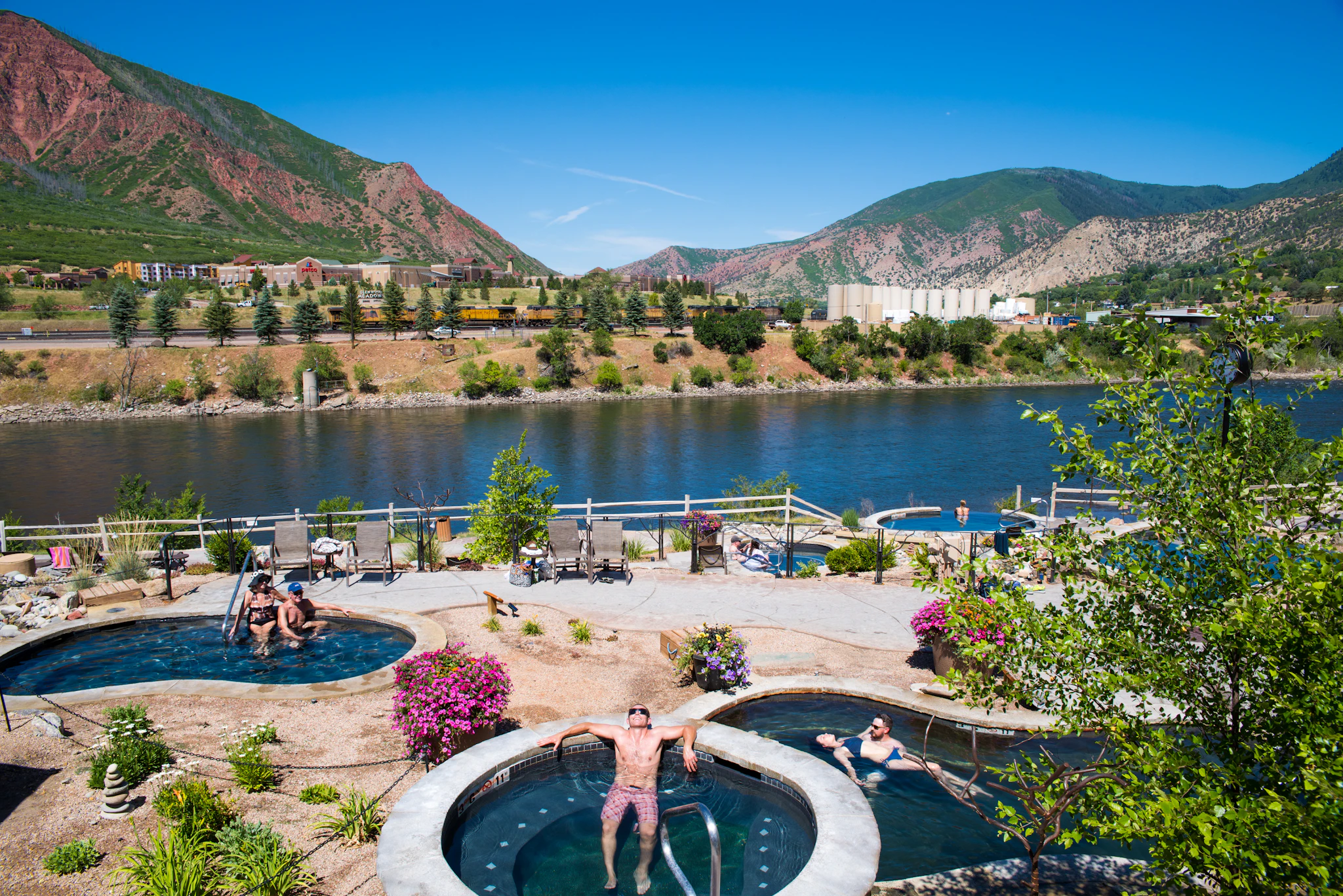 The 14 best hot springs in the Western US - Lonely Planet