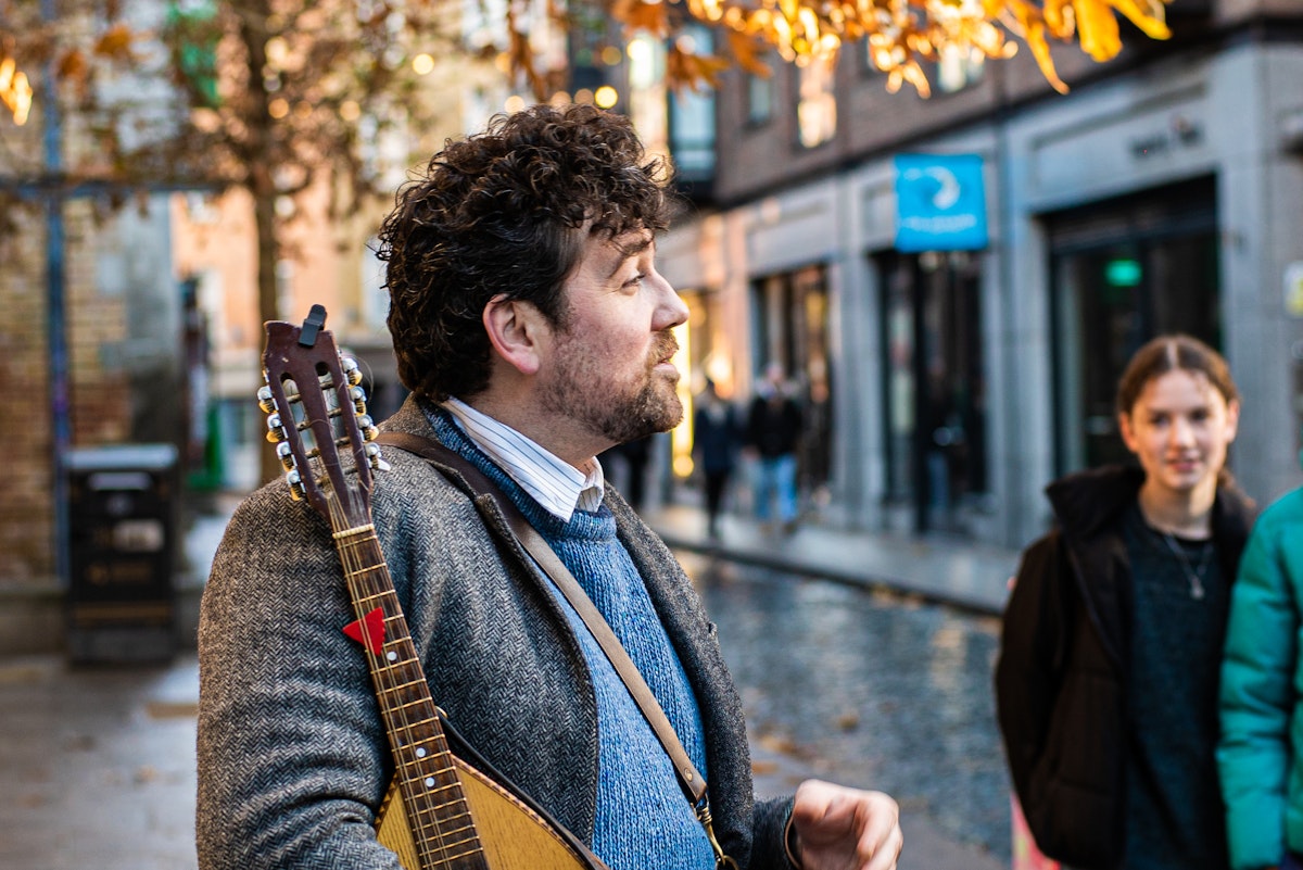 How an Irish musician brings history to life through ballads - Lonely ...