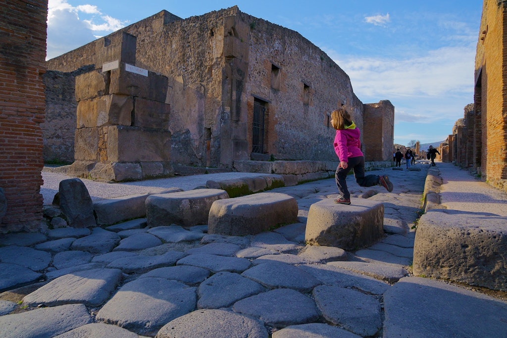 Check out the must-see new discoveries at ancient Pompeii - Lonely Planet