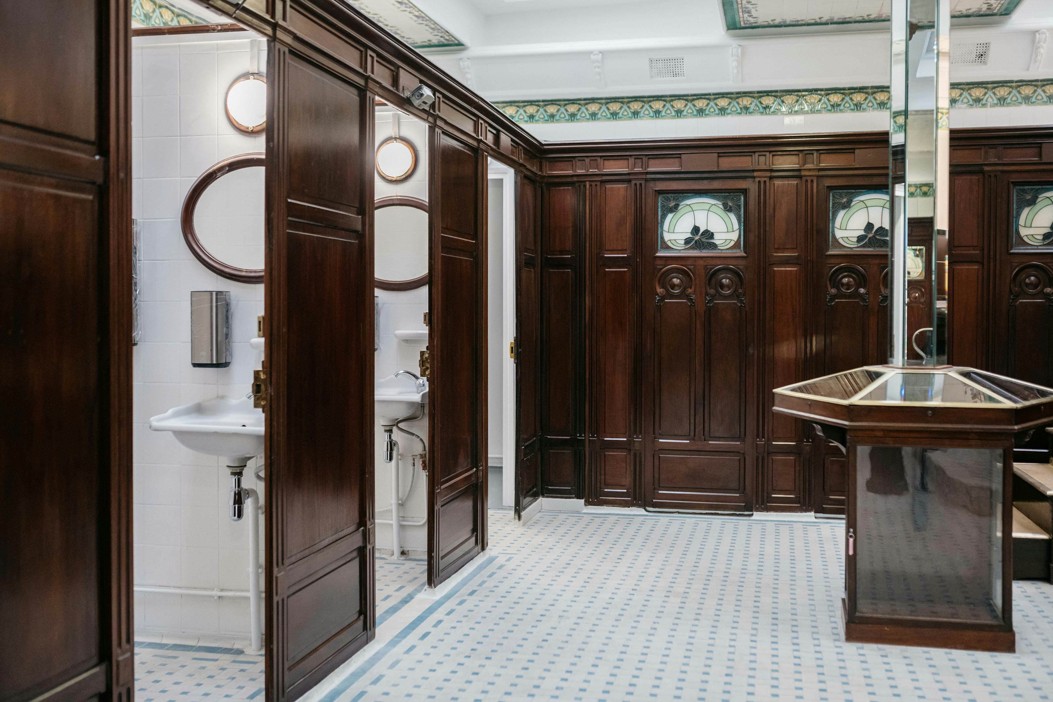 Is this renovated public toilet in Paris the most beautiful in the ...