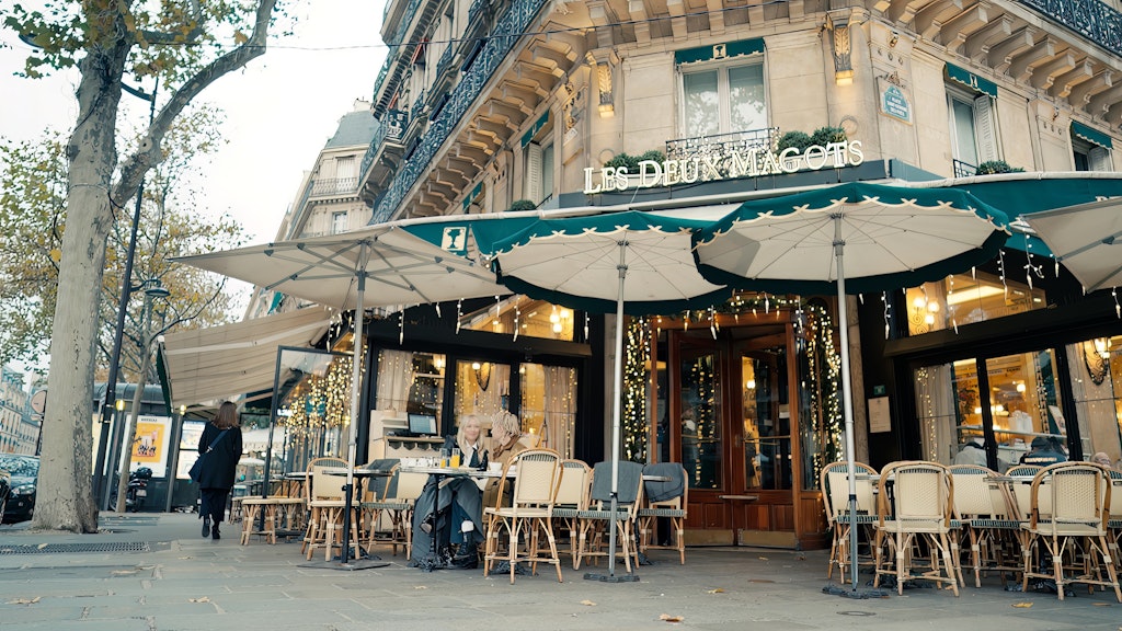 Paris, three unforgettable ways: Couples - Lonely Planet