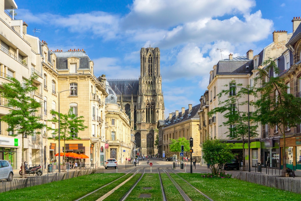 20 ways to explore France on a budget - Lonely Planet