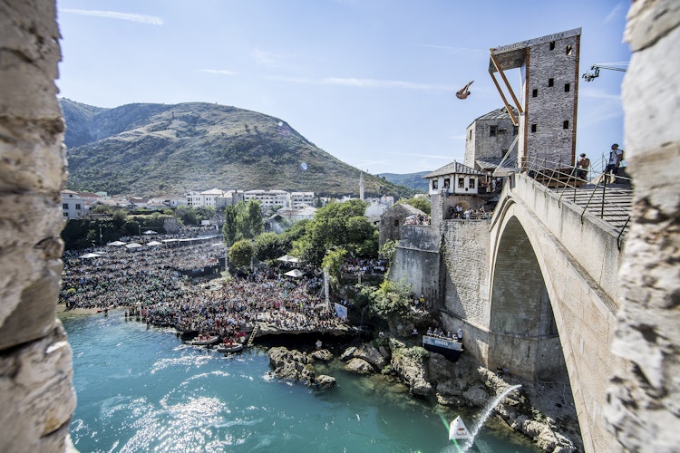 Diving off Mostar’s Stari Most - Lonely Planet