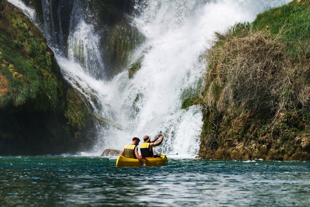 Diving off Mostar’s Stari Most - Lonely Planet