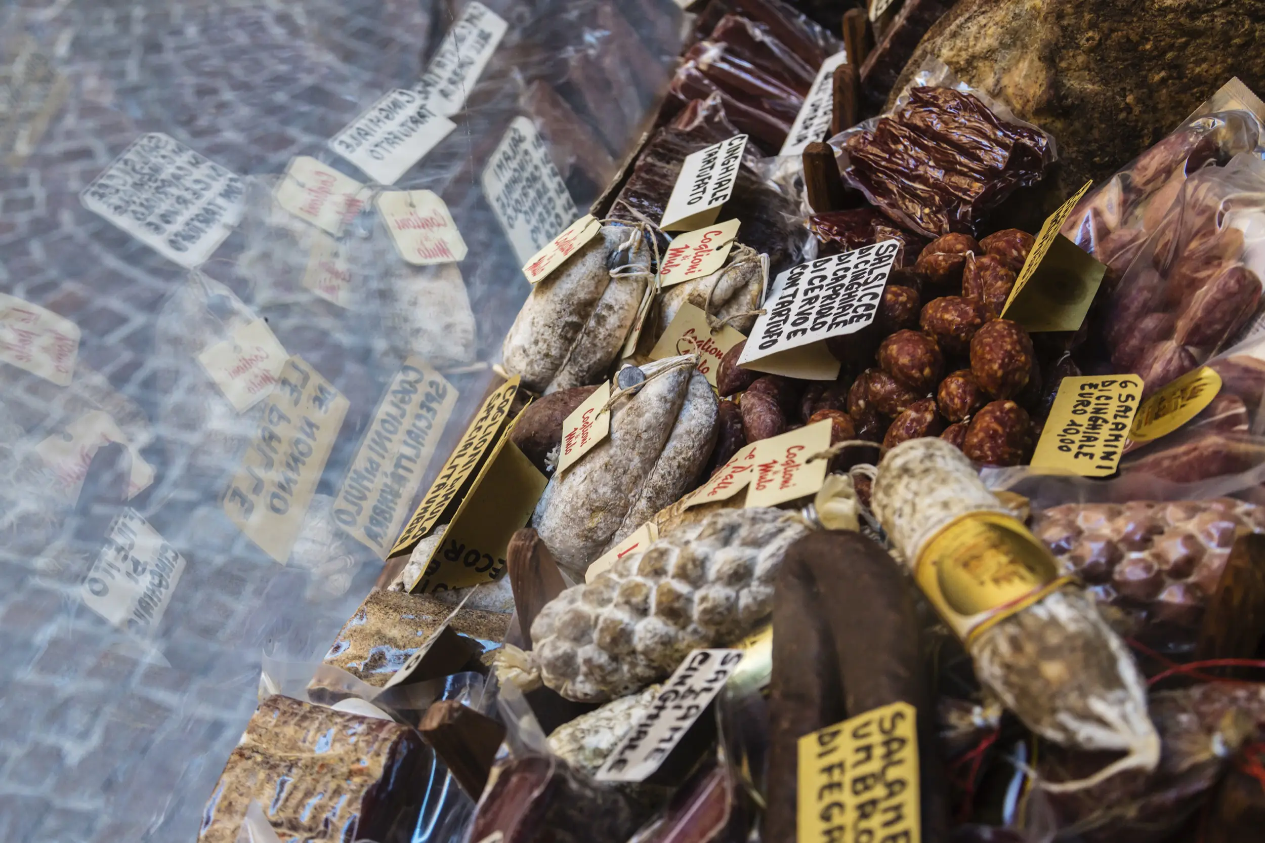Umbria’s strong, earthy flavors reflect the region’s culture - Lonely ...