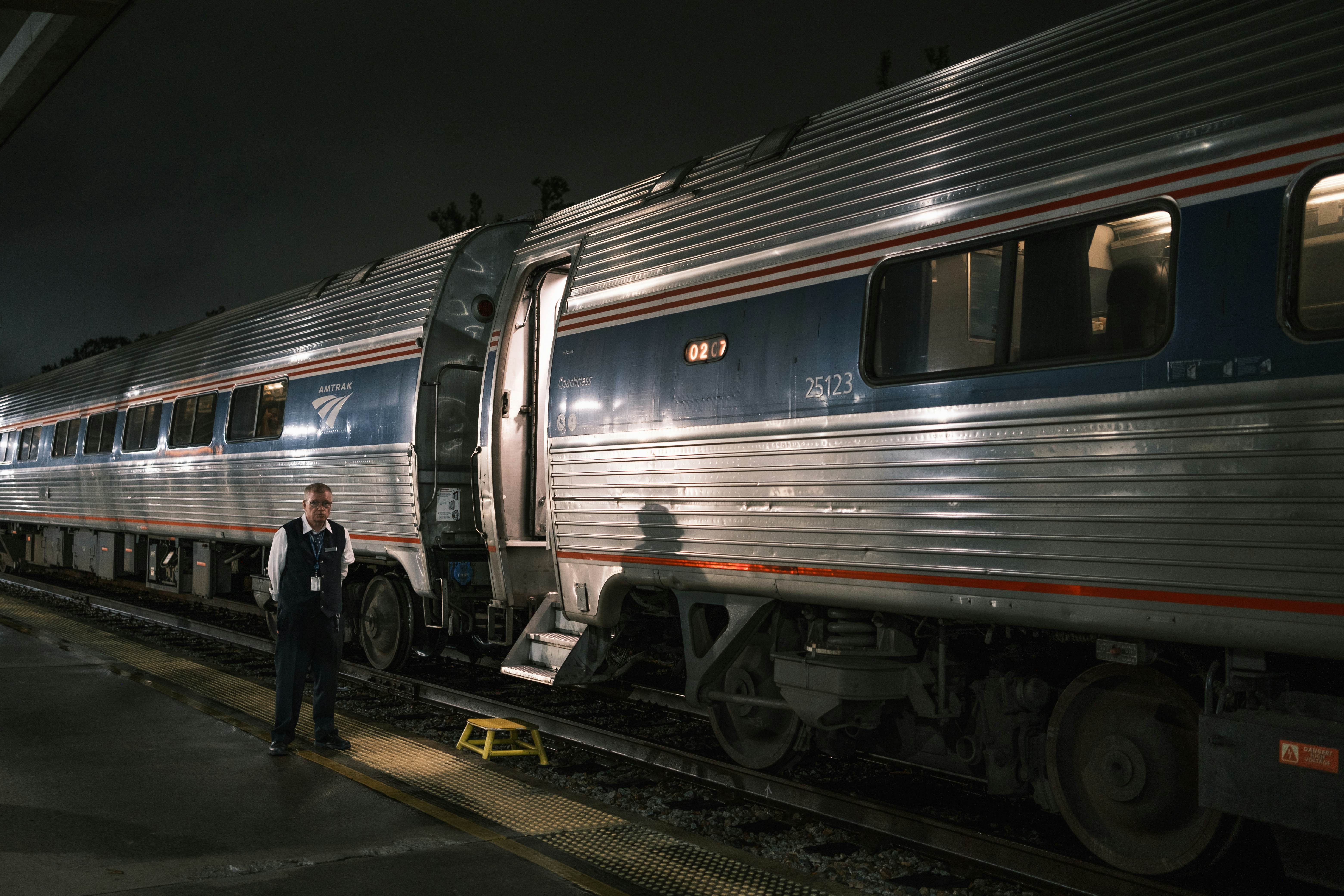 Onboard the Silver Meteor from Miami to New York - Lonely Planet