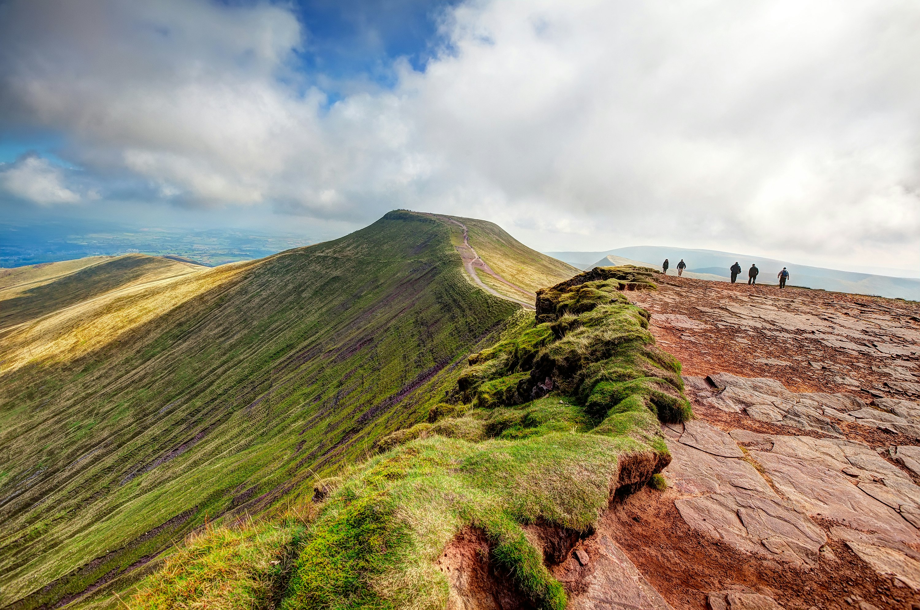 Should you visit Scotland or Wales? - Lonely Planet