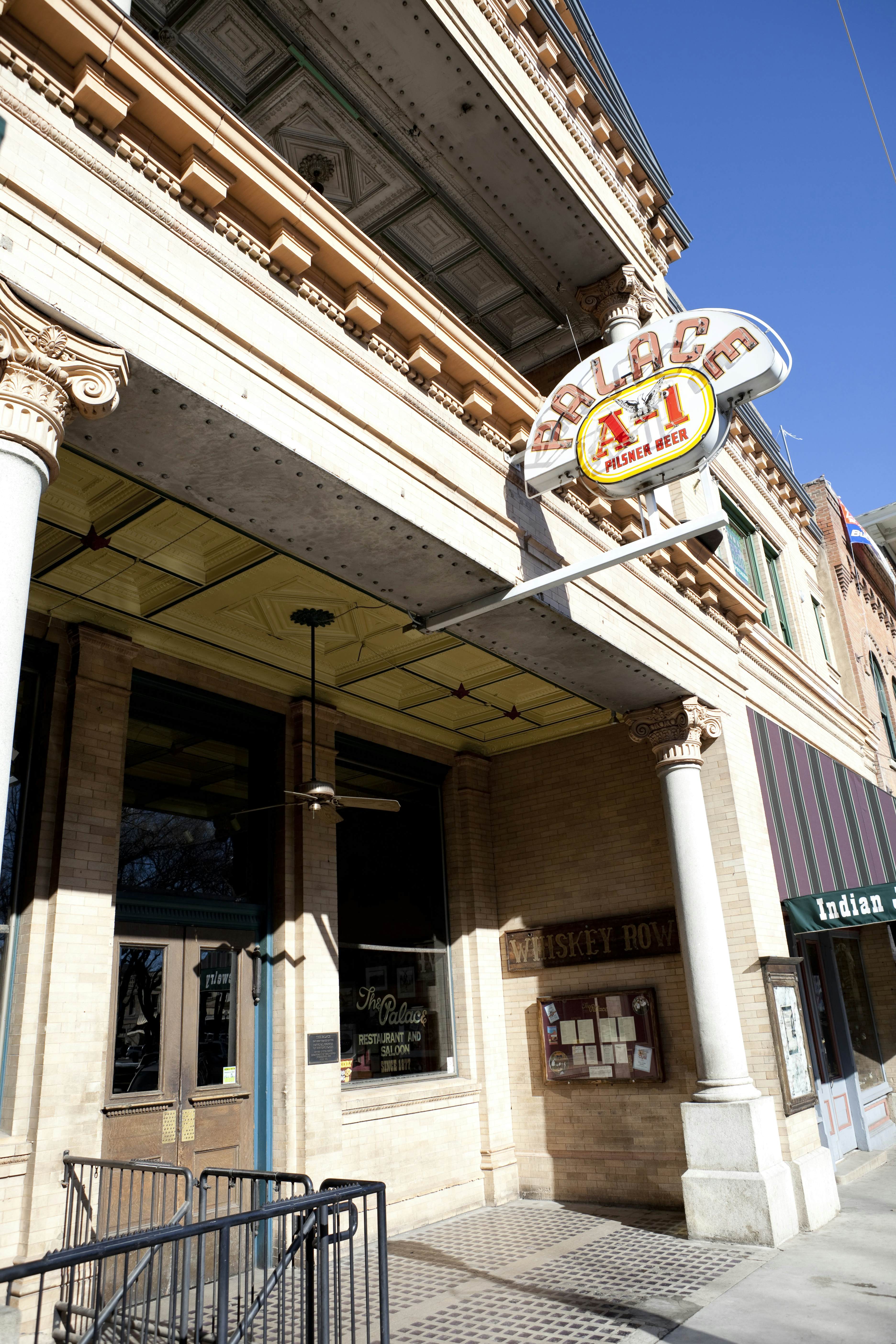 14 famous restaurants in America to visit - Lonely Planet