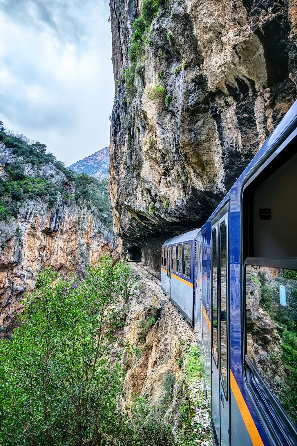 All aboard: Greece’s scenic train journeys – Lonely Planet - Lonely Planet