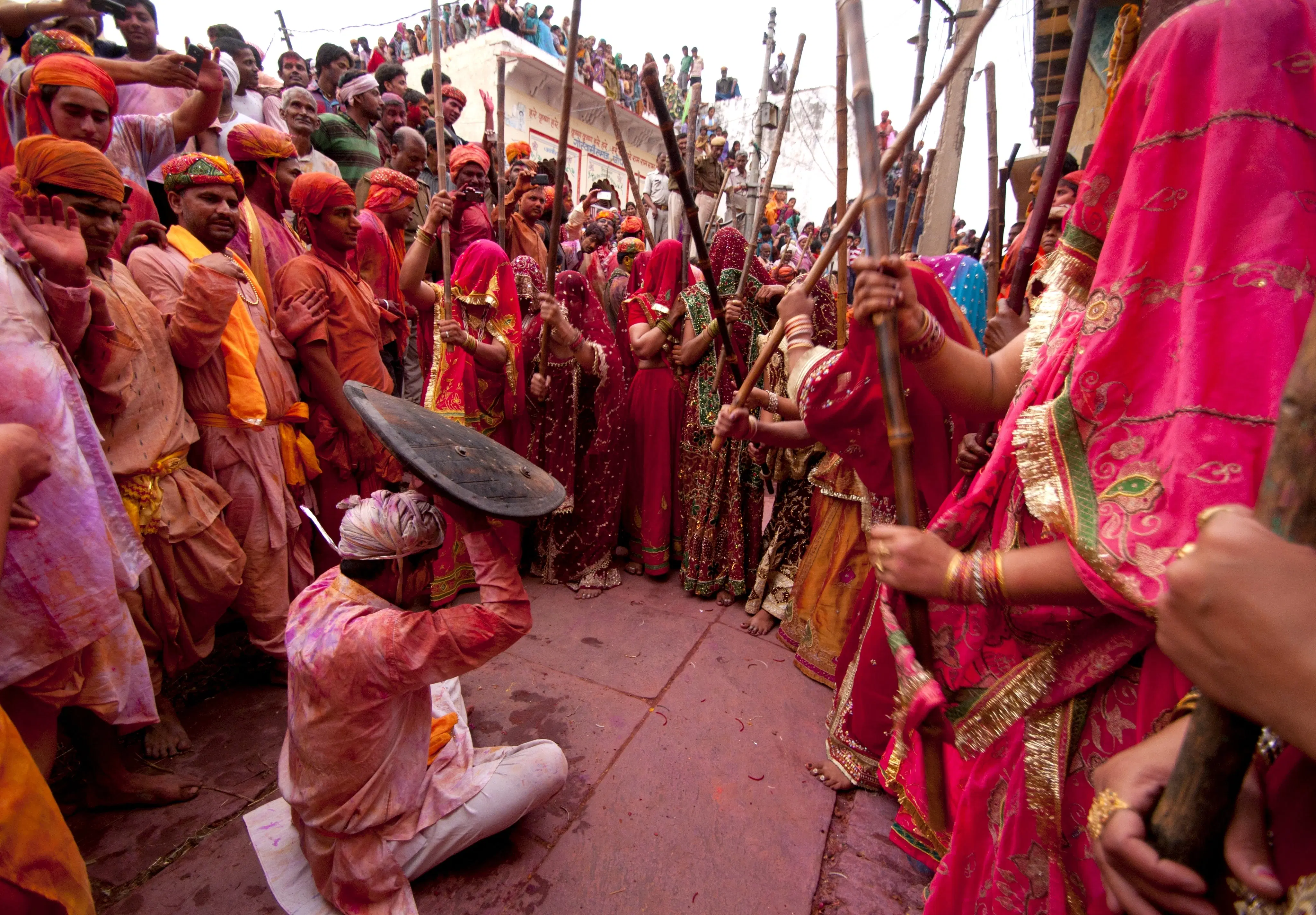How and where to celebrate Holi in India - Lonely Planet