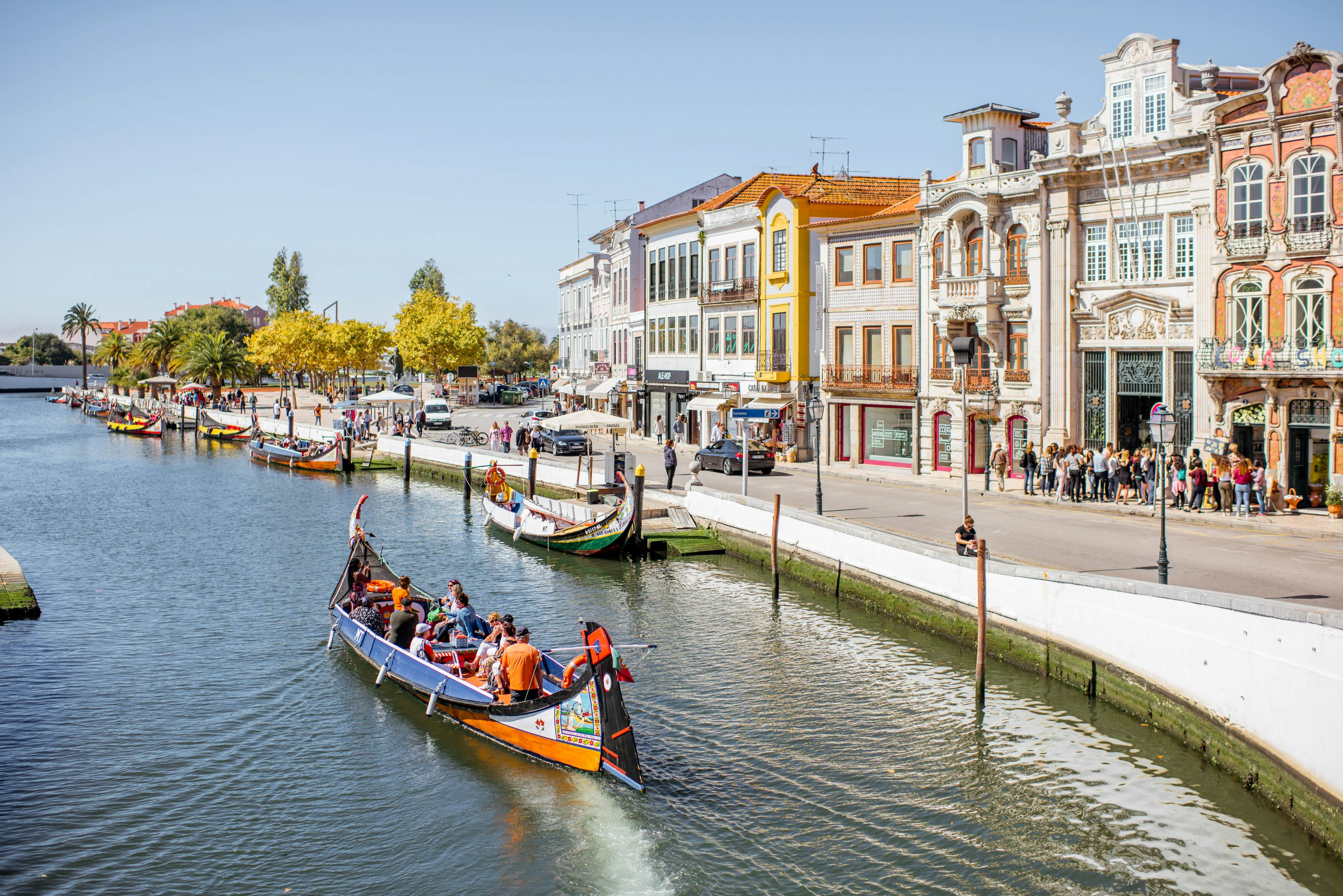 14 of the best things to do in Aveiro, Portugal's lagoon-side city ...