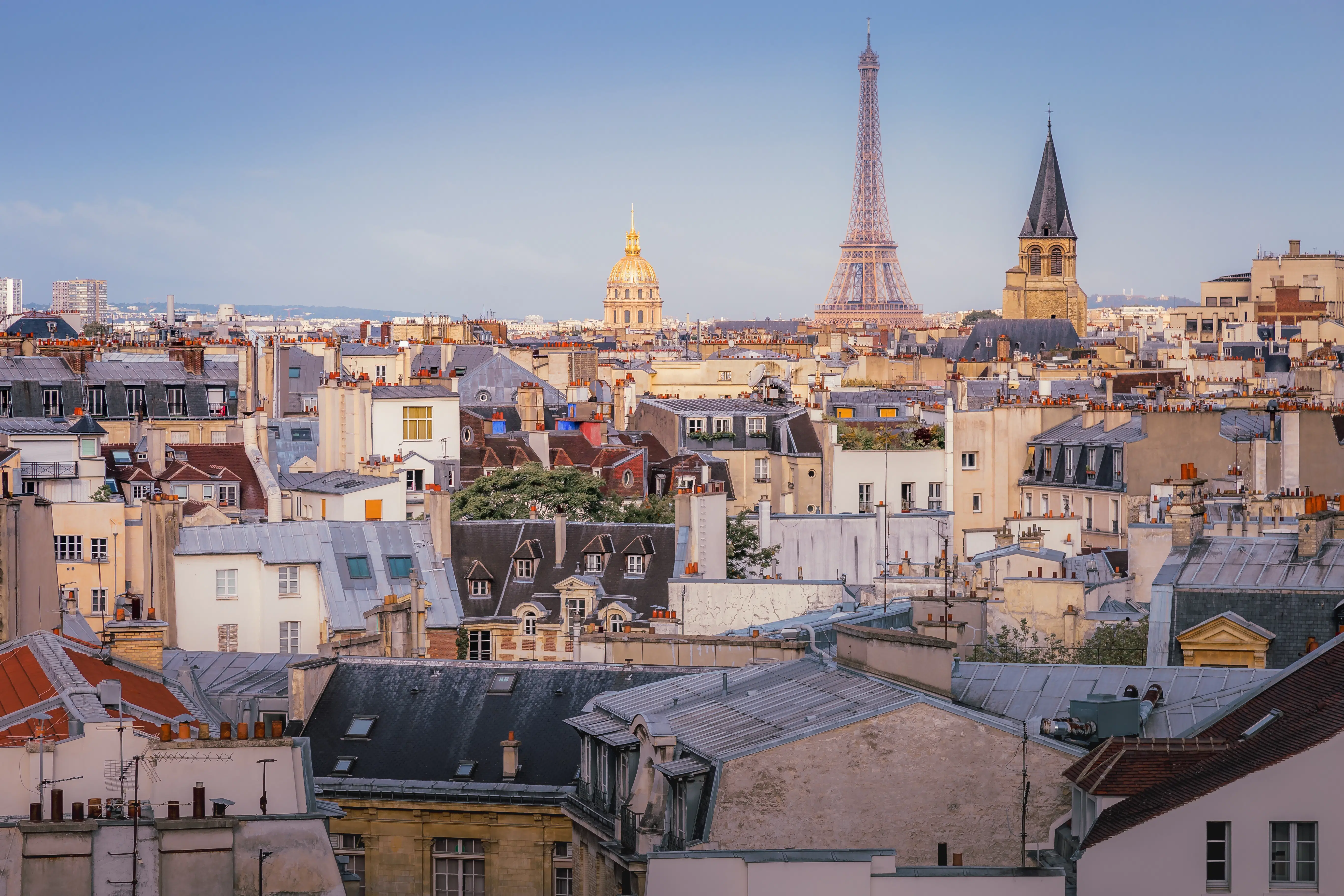 Paris' Left Bank vs Right Bank - Lonely Planet