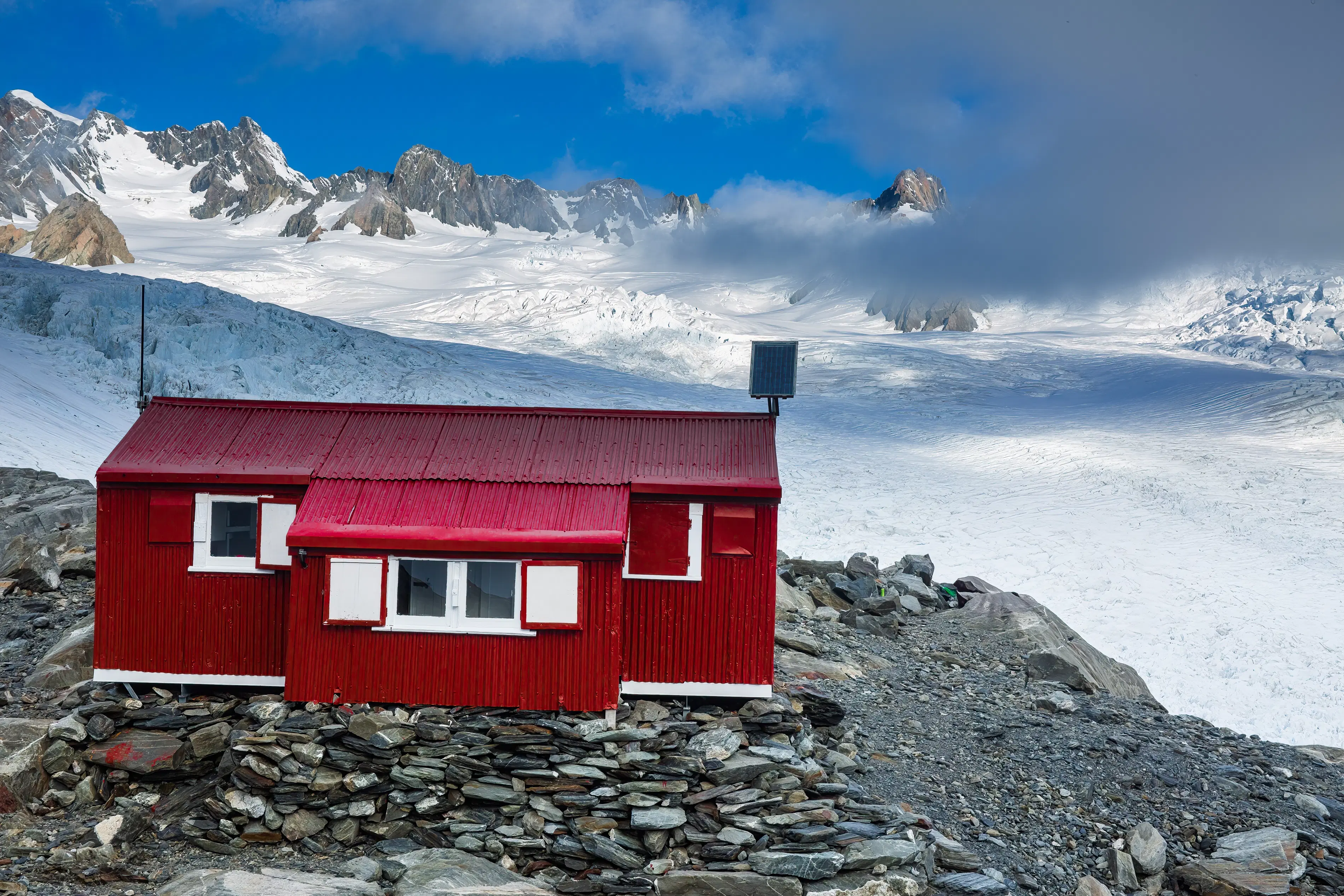 A guide to New Zealand's best backcountry huts - Lonely Planet
