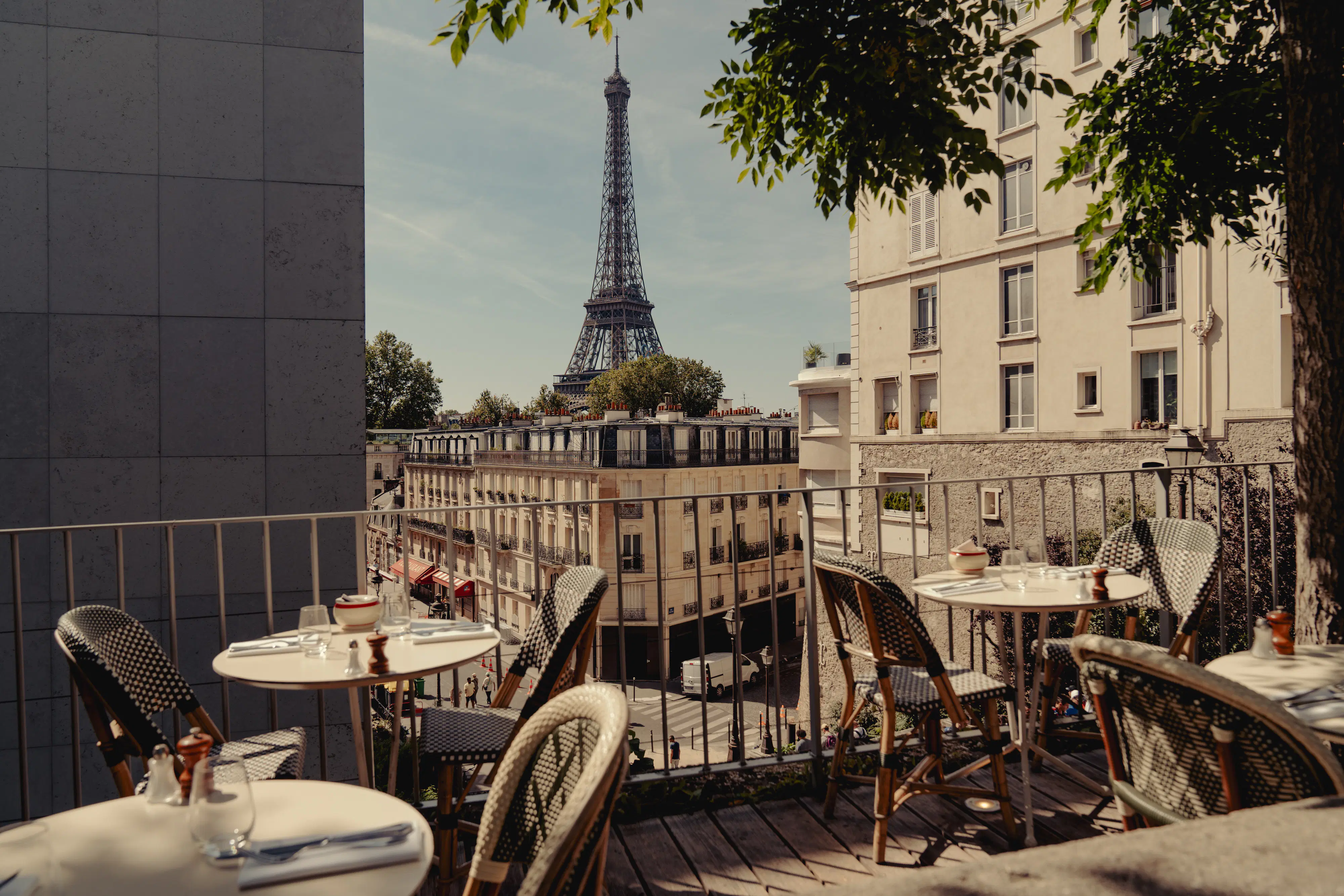 Paris' Left Bank vs Right Bank - Lonely Planet