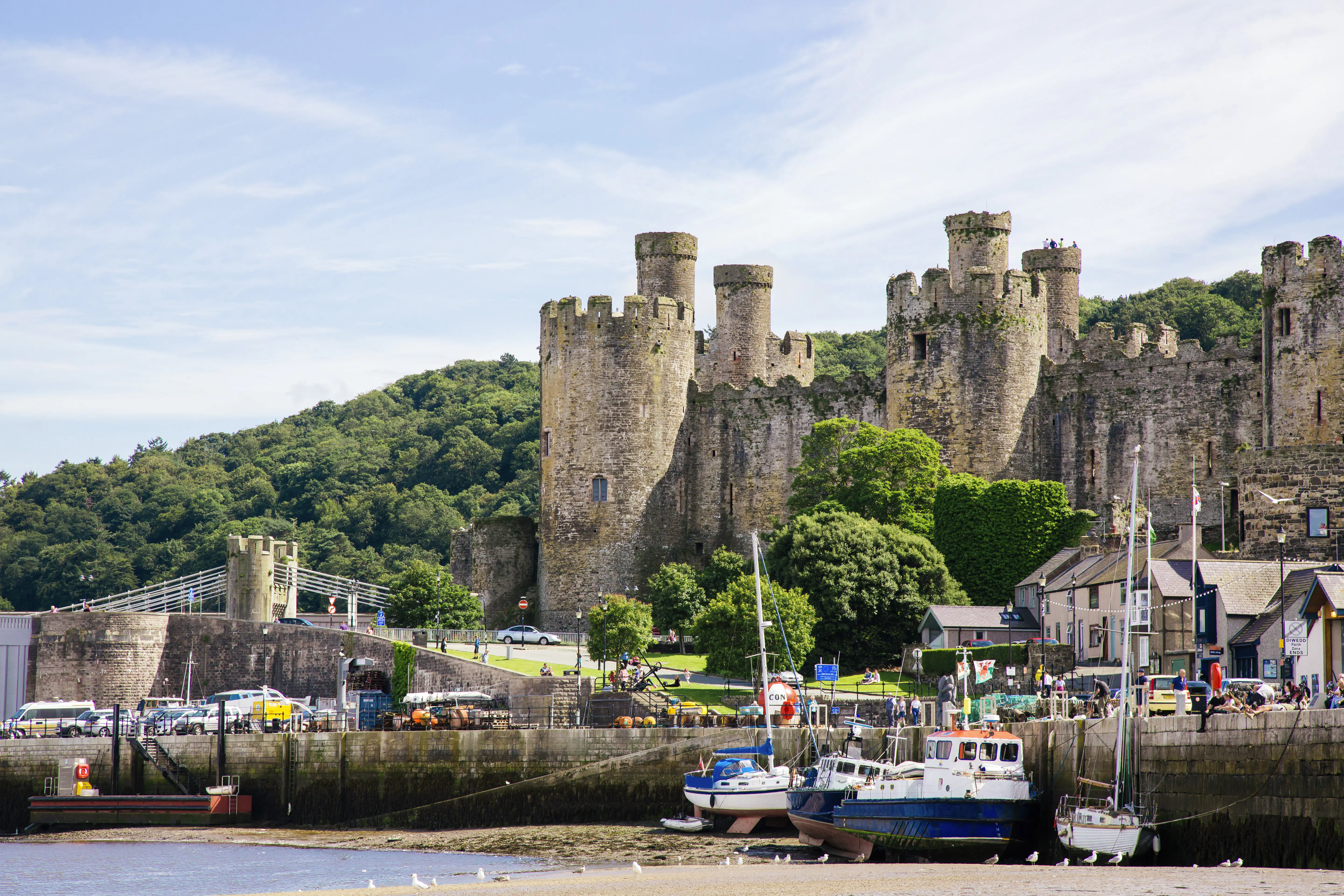 A Lonely Planet guide to Cardiff Castle, Wales - Lonely Planet