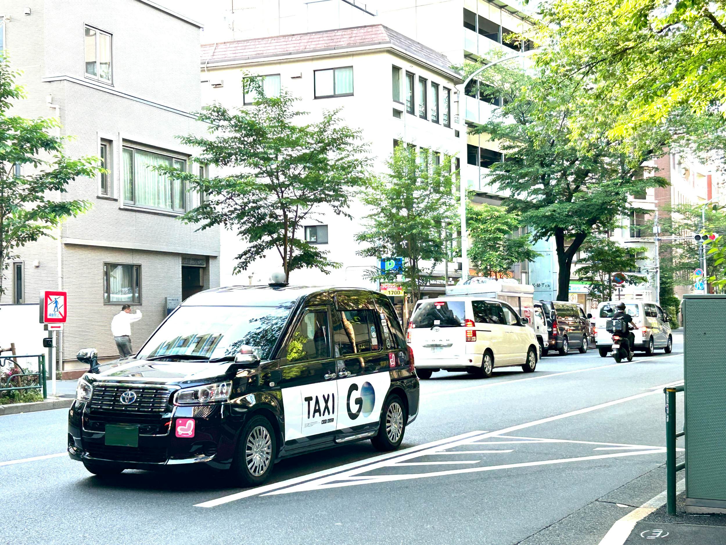 A guide to taking a taxi in Japan - Lonely Planet