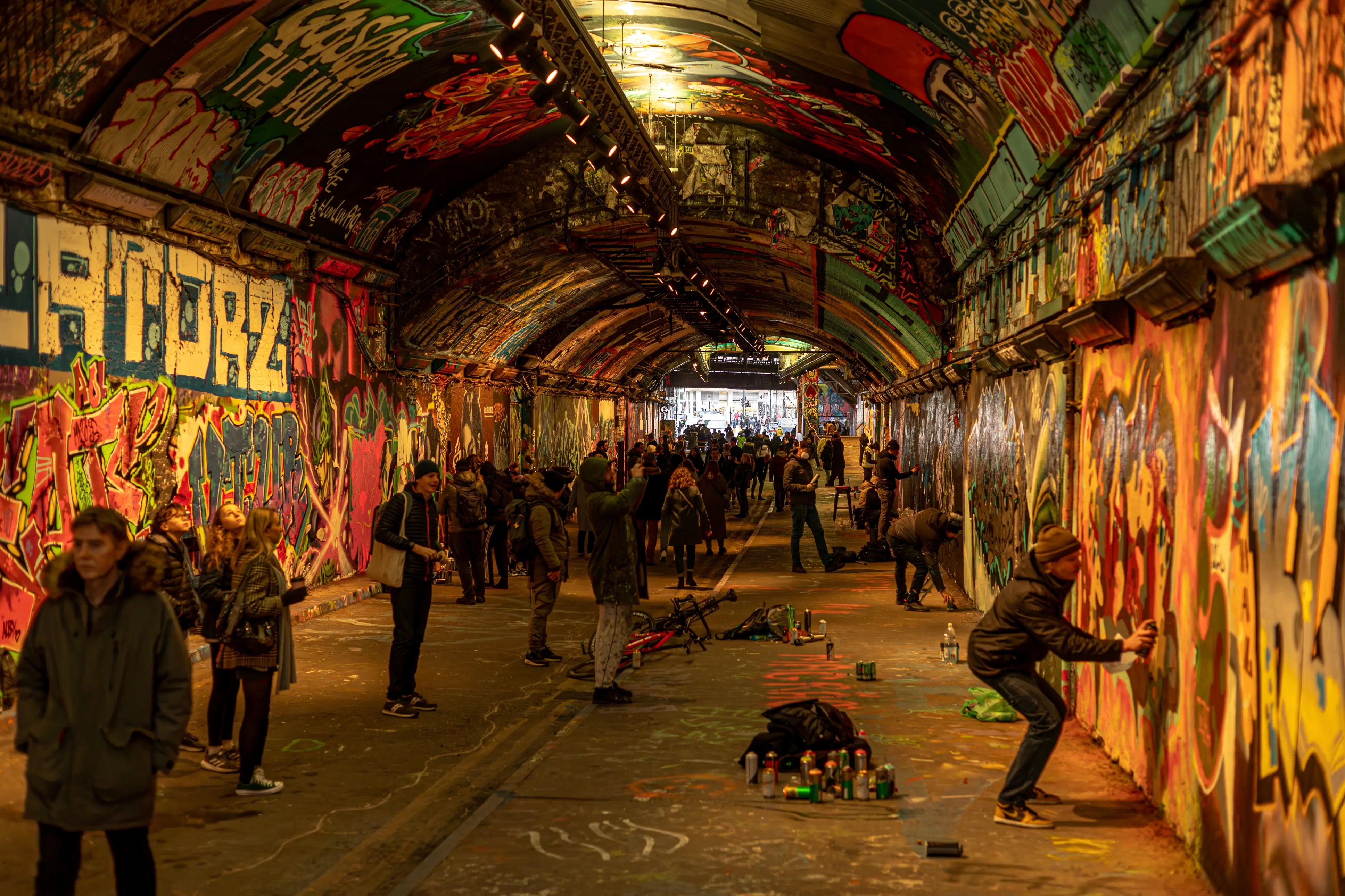 The Lonely Planet guide to see street art in England - Lonely Planet
