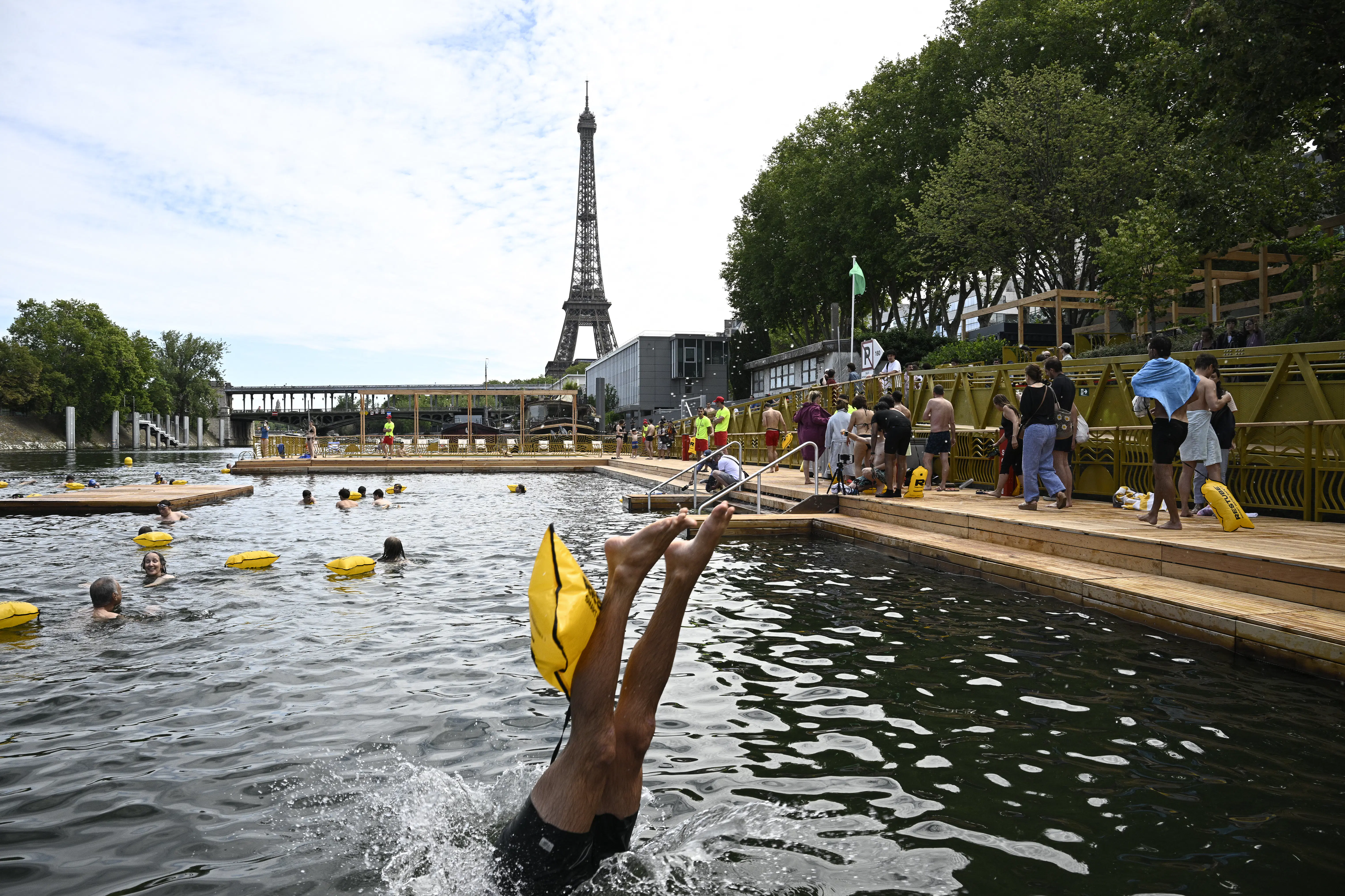 8 of the best places to swim in Paris - Lonely Planet