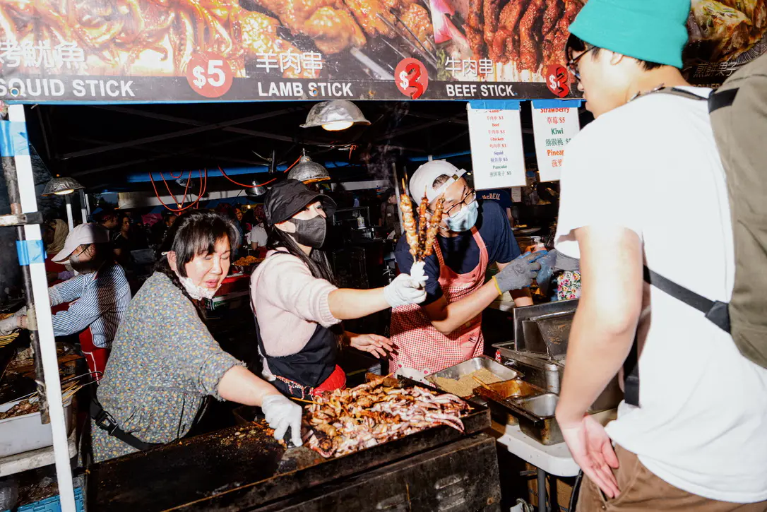 A local’s guide to exploring the Queens Night Market - Lonely Planet