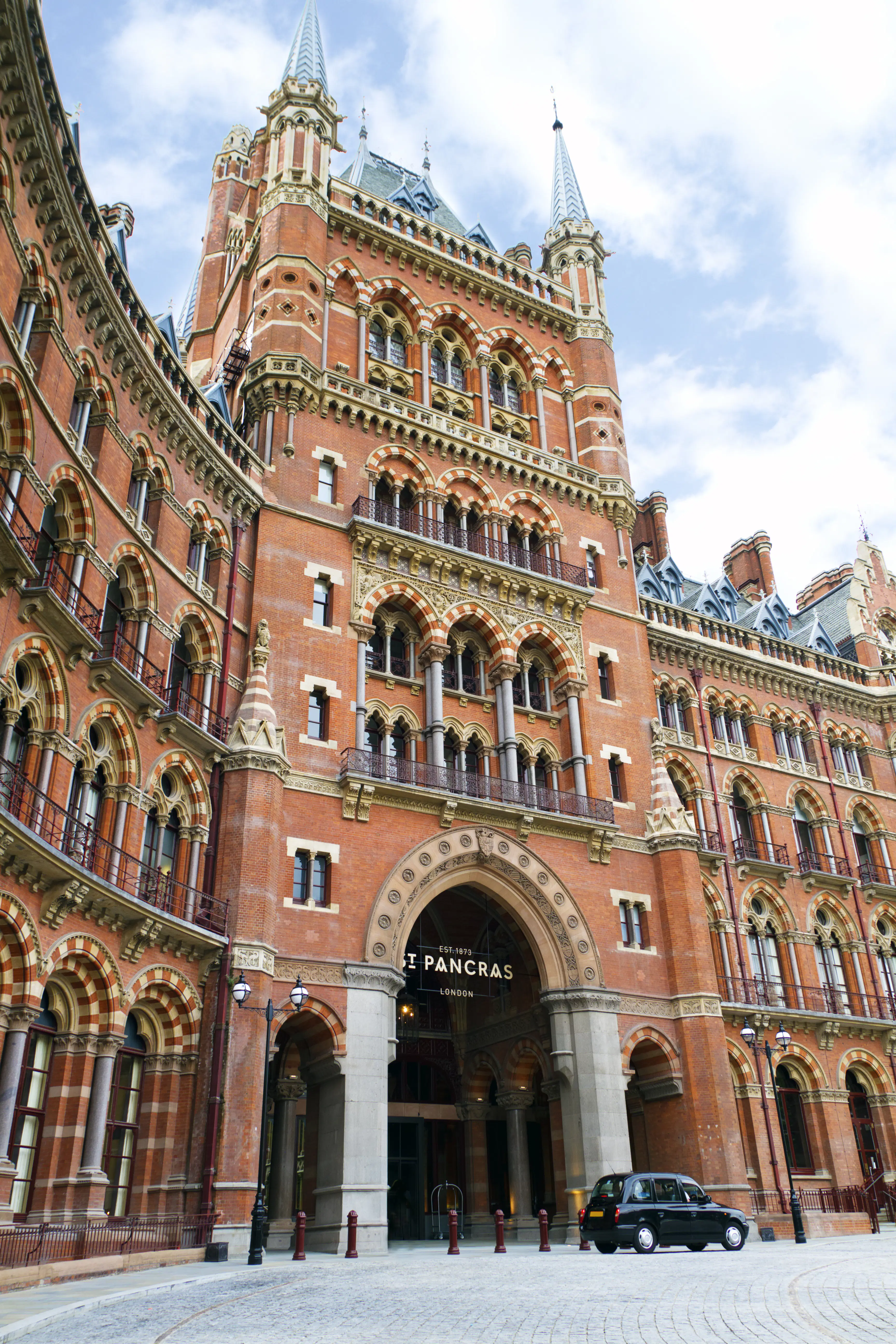 9 of England's most beautiful train stations - Lonely Planet