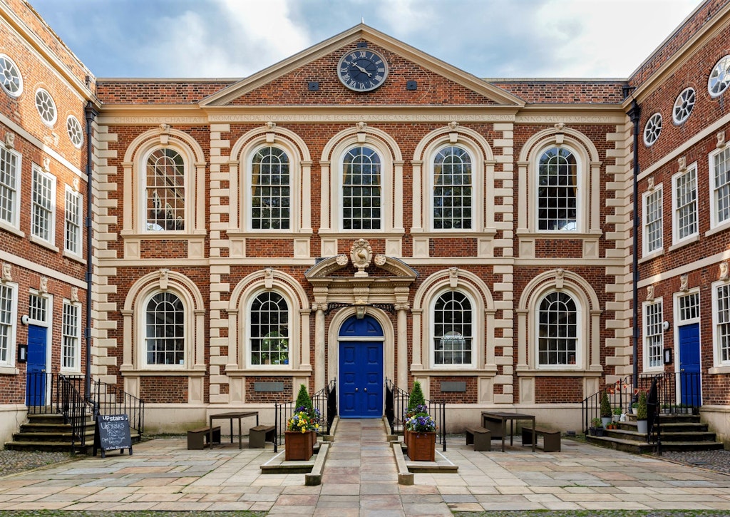 An architectural tour of Liverpool’s fascinating history – Lonely ...