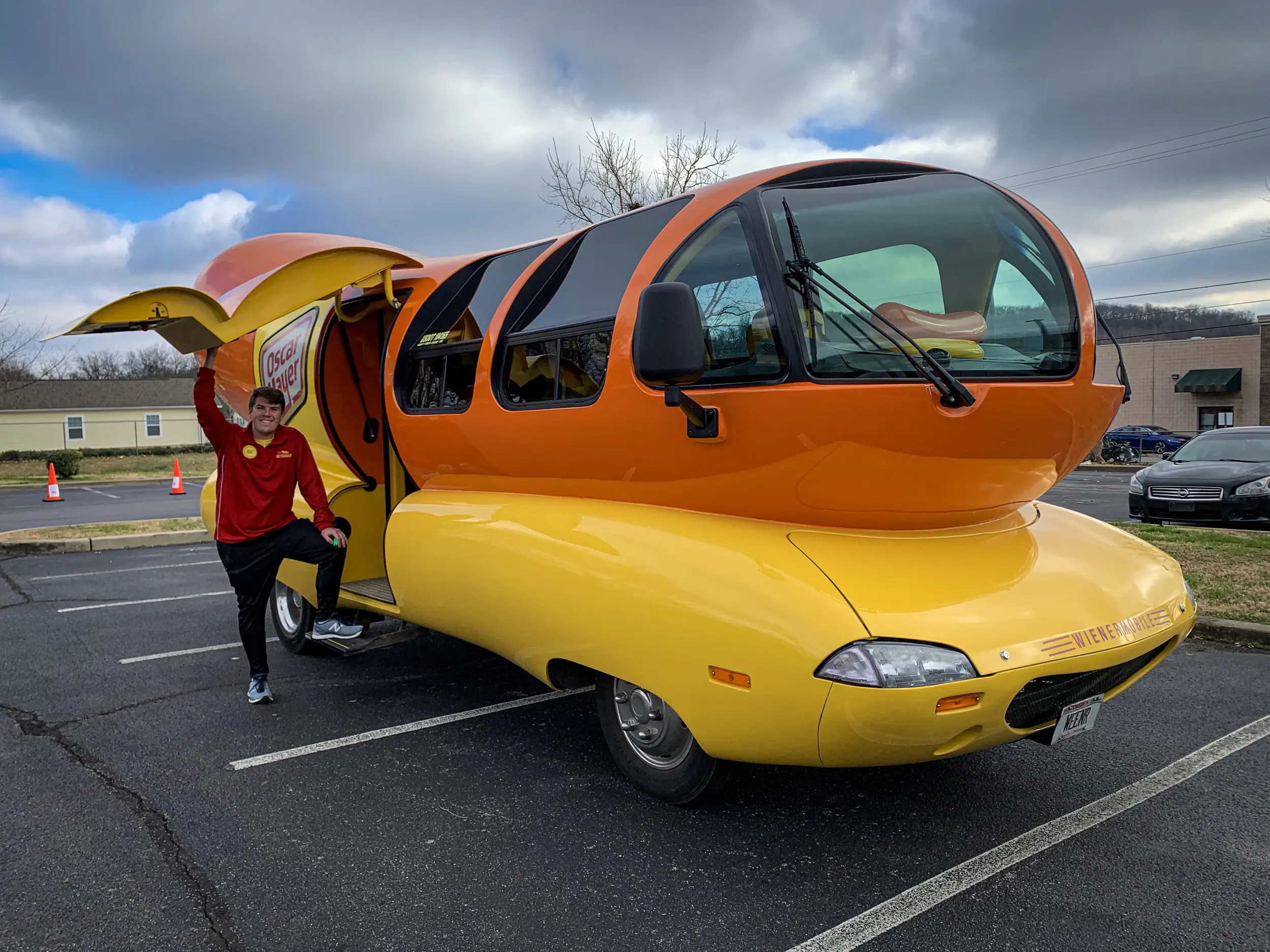 What it's like to travel inside Oscar Mayer's Weinermobile – Lonely ...